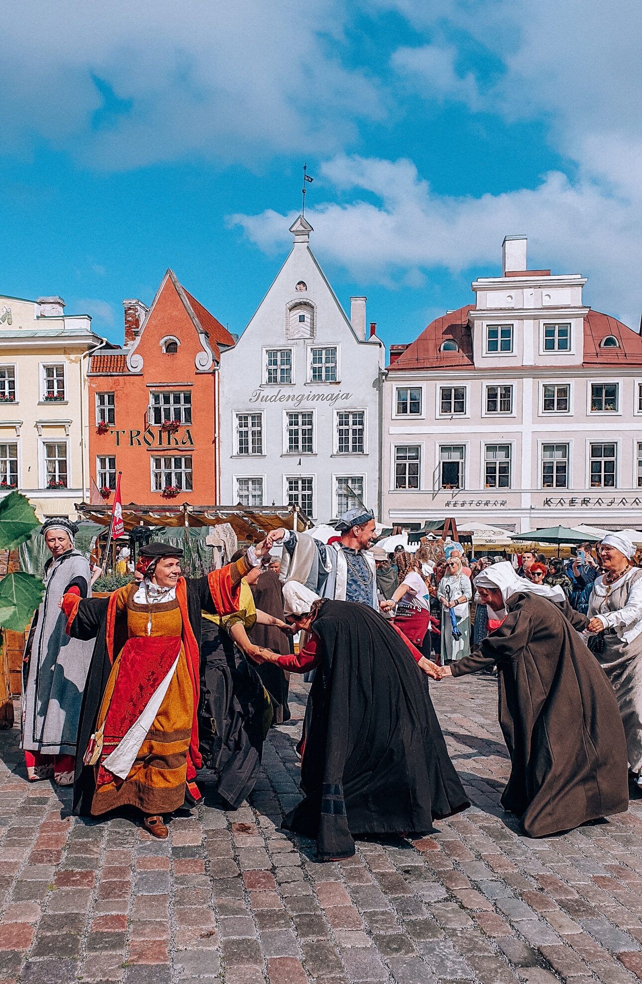 Step back in time: a guide to the Medieval Festival in Tallinn ...
